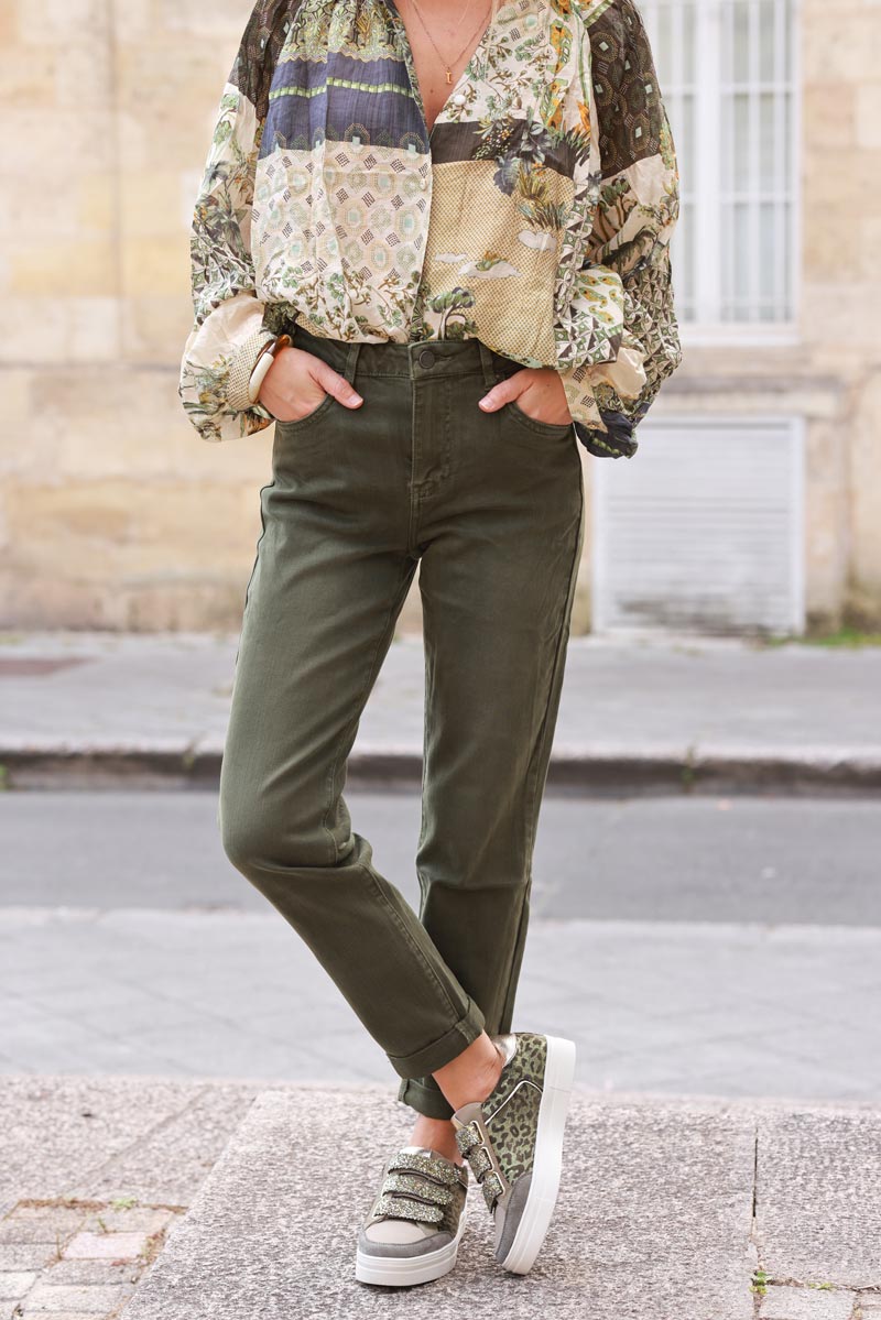 Jean kaki coupe slim basique - HORIZONS LOINTAINS