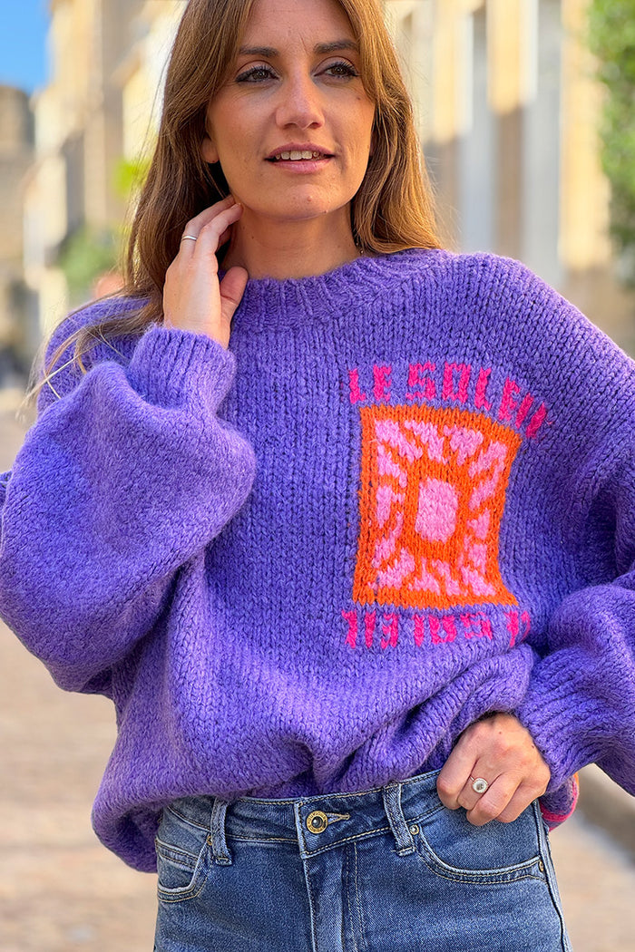 Pull loose violet en grosse maille broderie Le Soleil coloré - Horizons Lointains