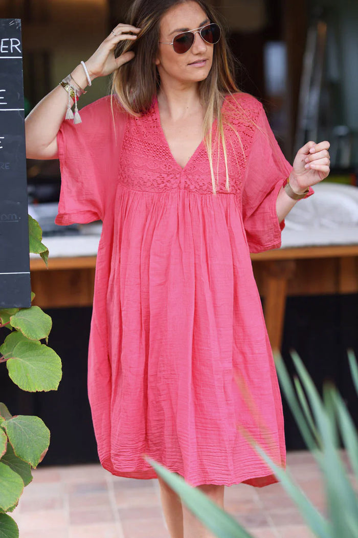 Robe fuchsia légère voile de coton haut dentelle - Horizons Lointains